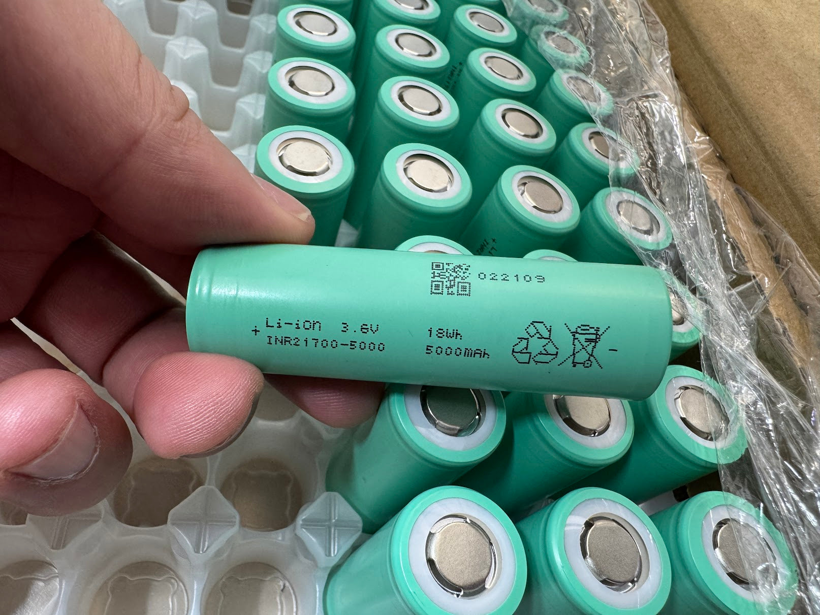 EVE 50PL 21700 5000 mAh 125A Battery - Tabless